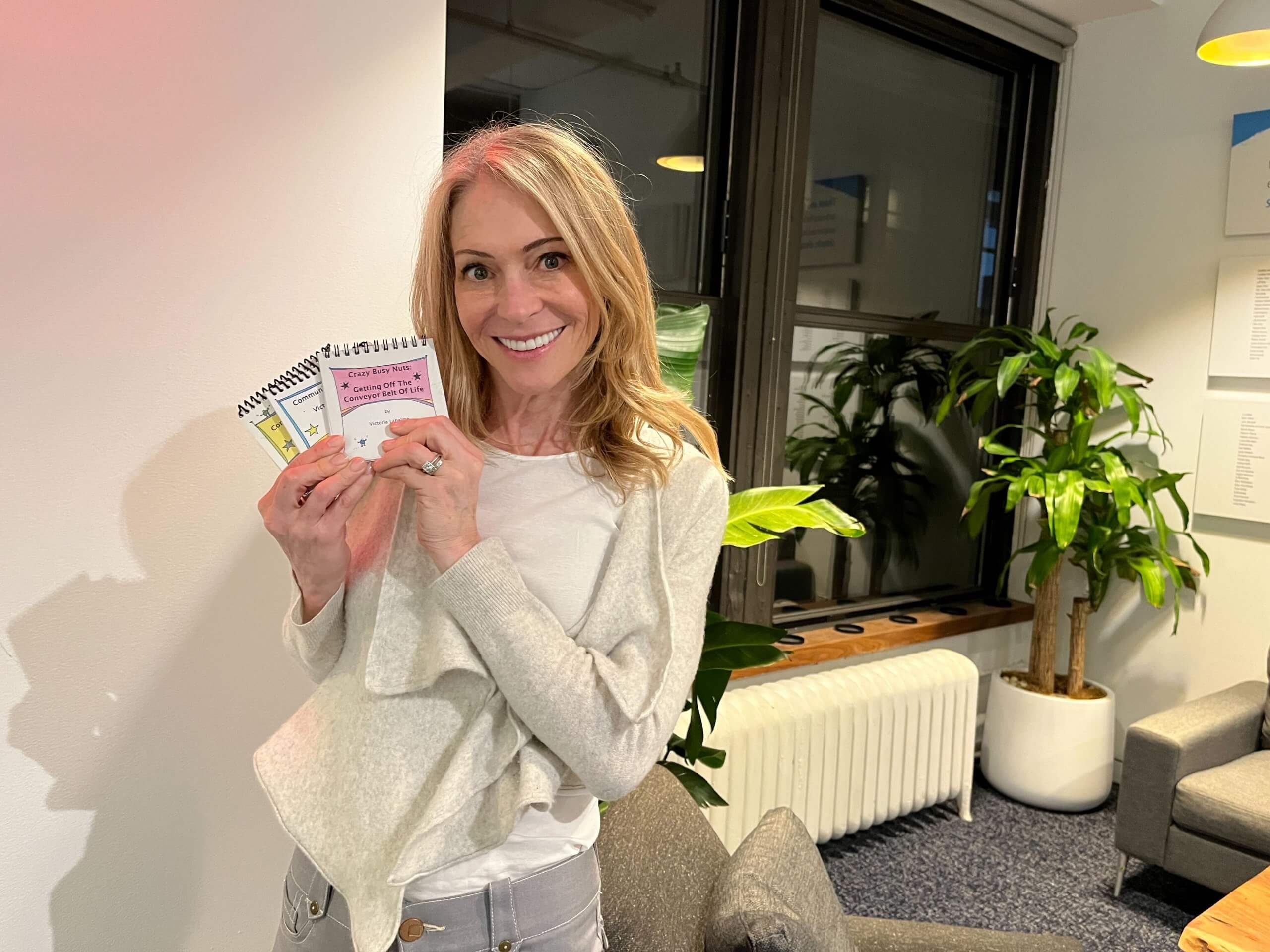 THE PEOPLE IN YOUR LIFE - Victoria Labalme